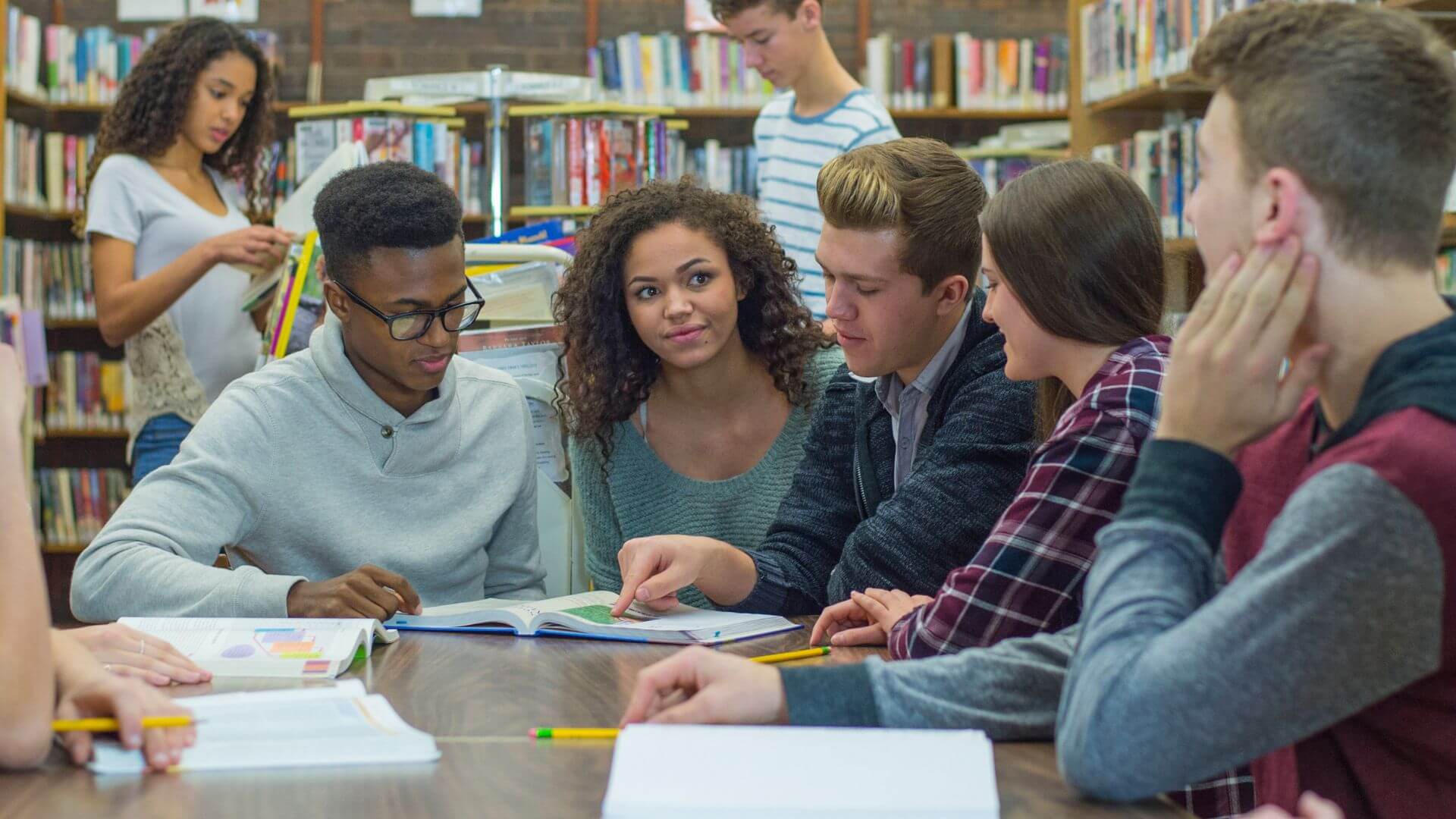 Tips to Work Effectively in Group Projects - Campus Life